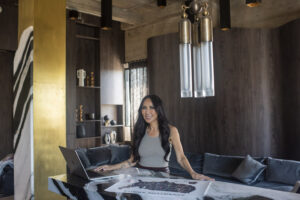 5 Minutes With Shari Leid (Travel Interview) – McCool Travel Interviews